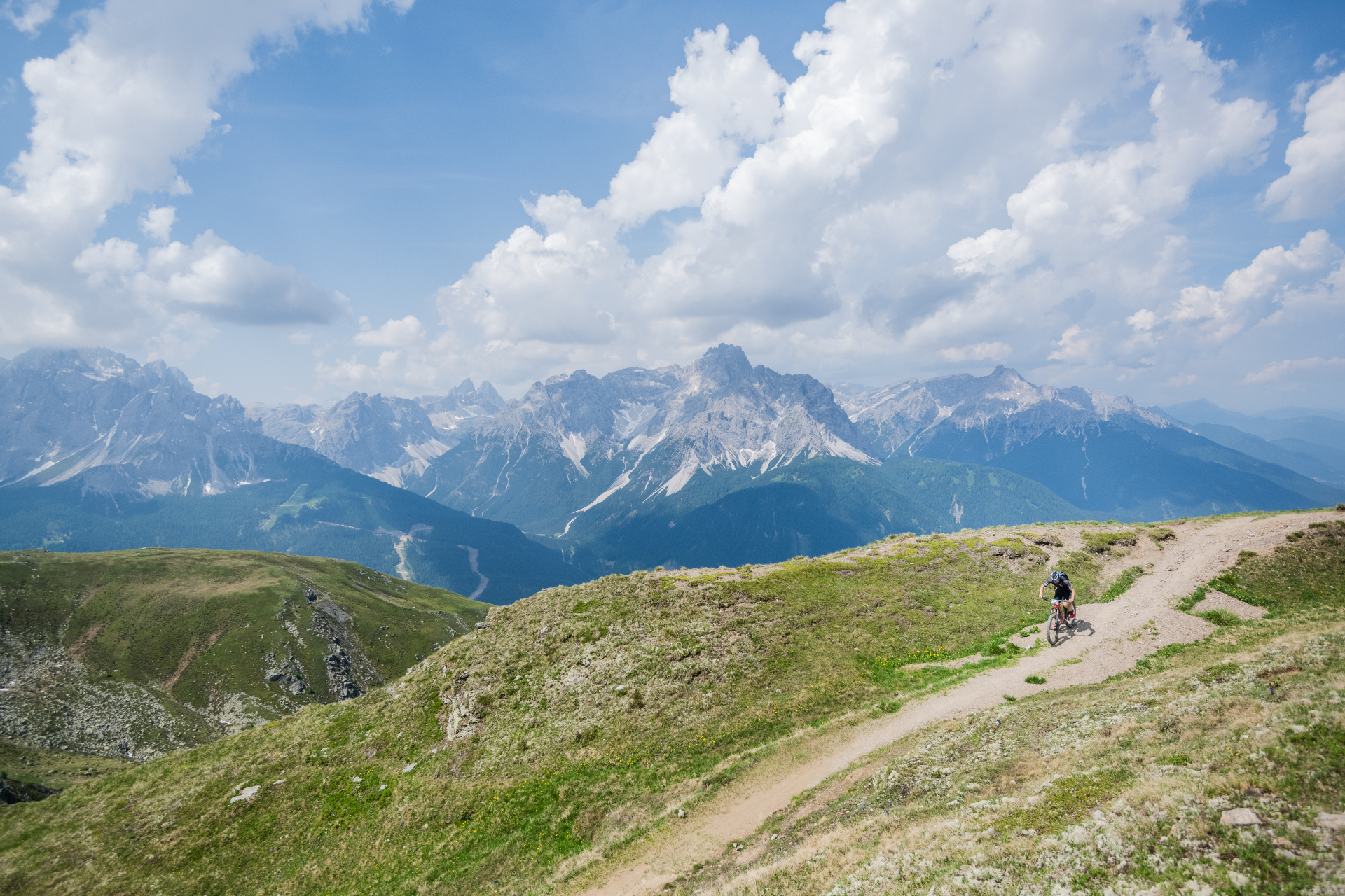 Auf Dem MTB Oder Zu Fuss Durch Die Dolomiten FunActive TOURS auf-dem-mtb-oder-zu-fuss-durch-die-dolomiten-funactive-tours