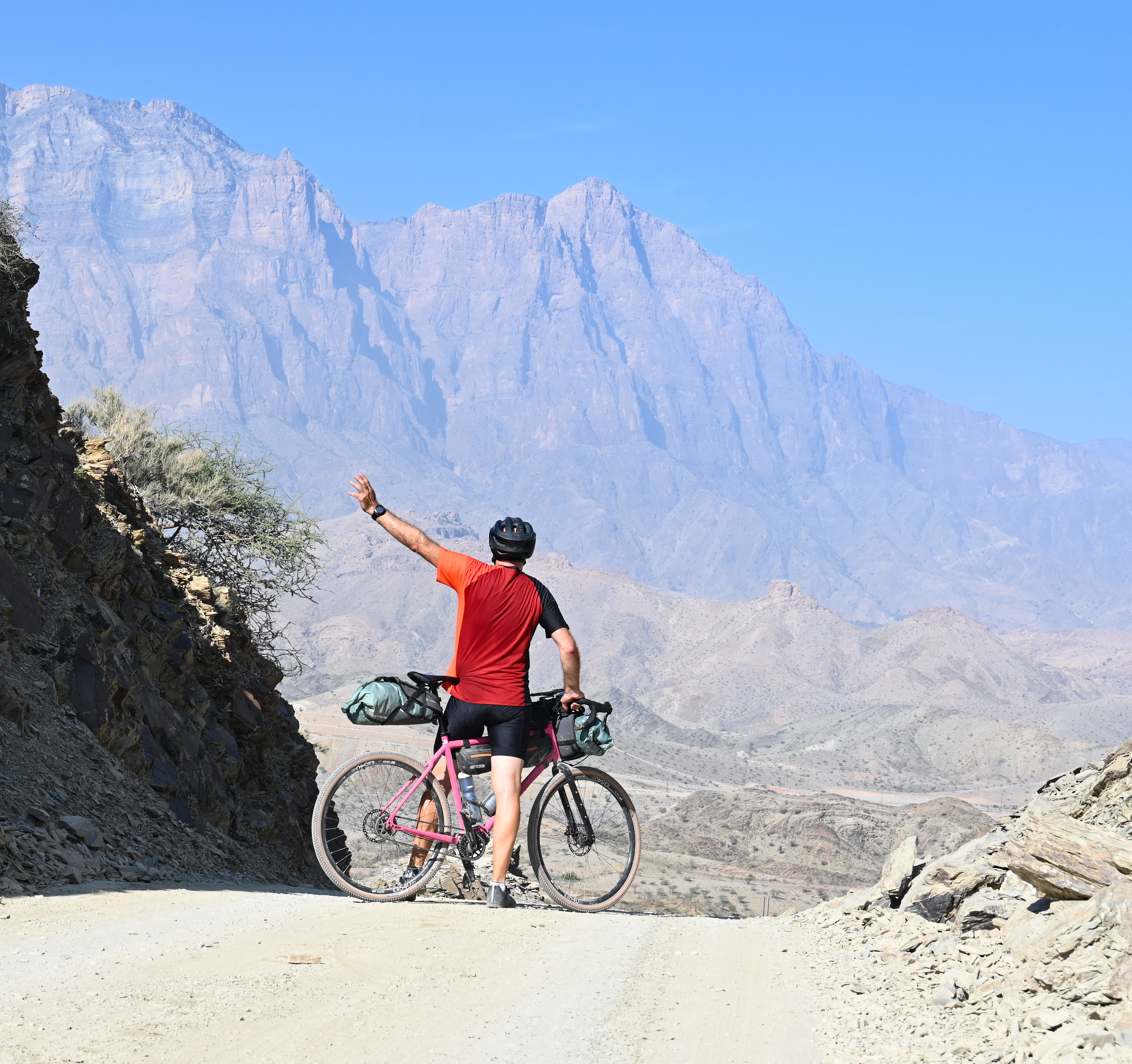 Oman Bike Tour – FunActive TOURS